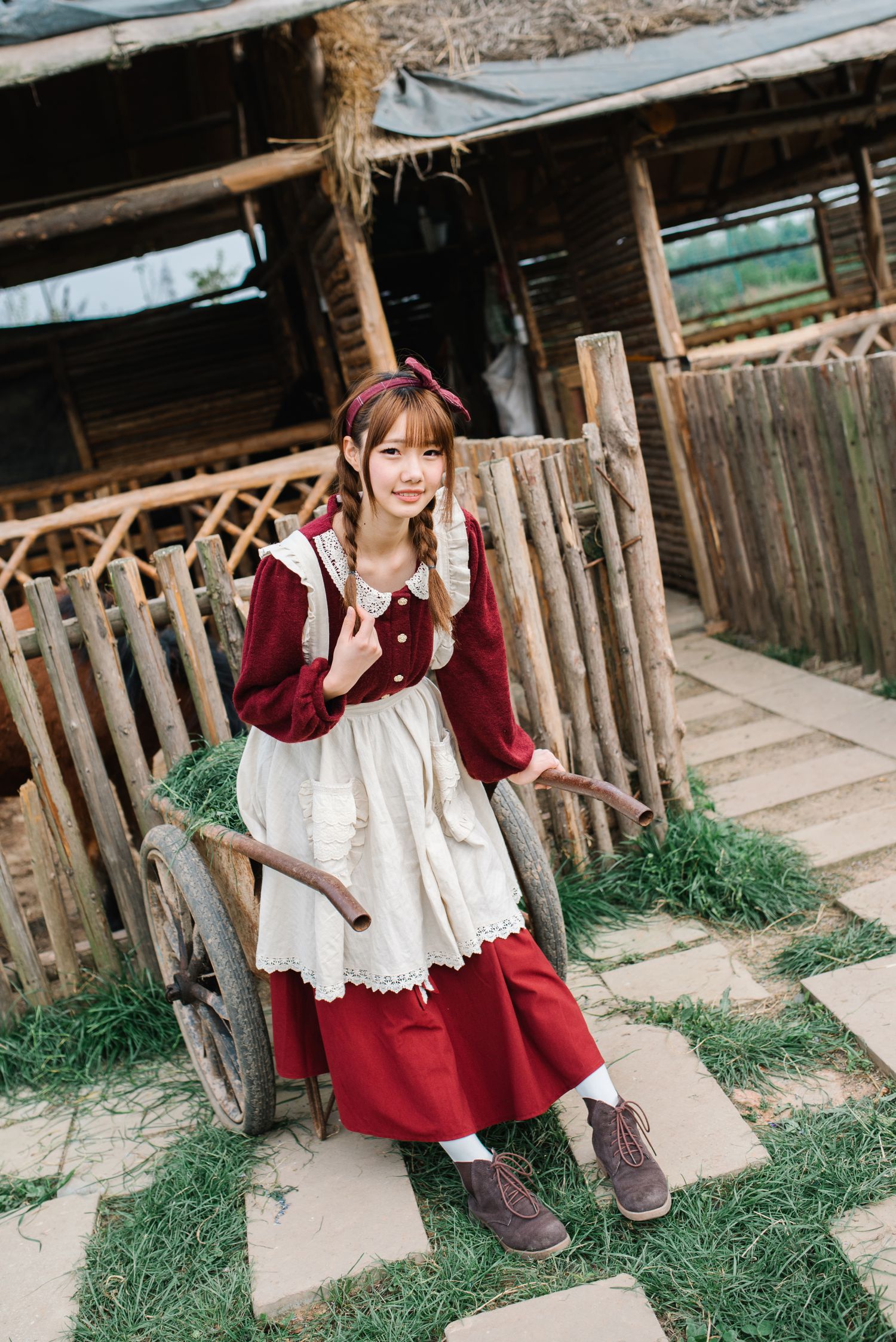 XiuRen 秀人 No.7171 杨晨晨Yome 灰色蕾丝内衣浙江安吉旅拍1 - 尤物秀专注美女套图分享！