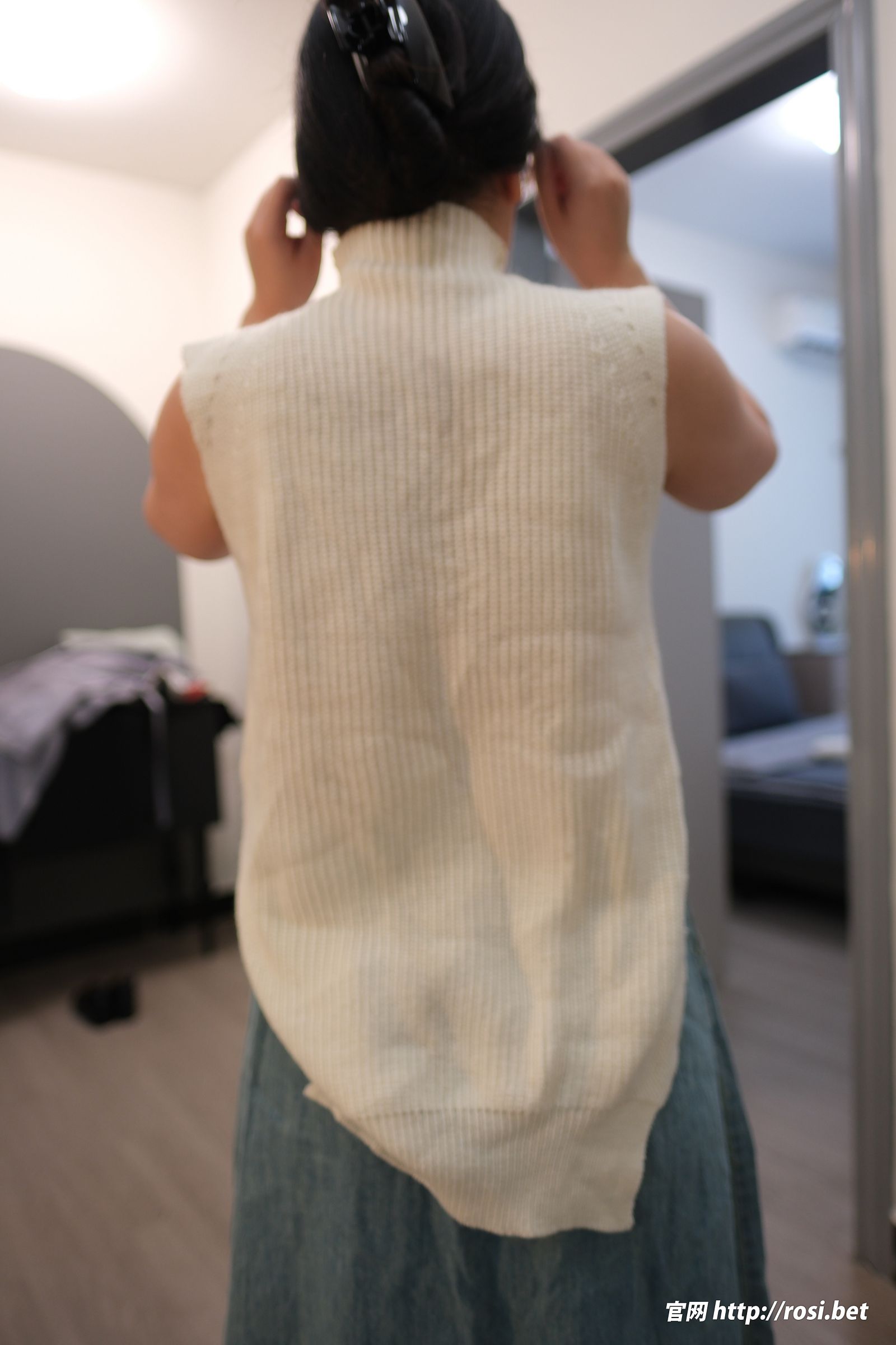 [ROSI美女图]2025.10.14 NO.5062 - 优图库专注全网高清美女图片分享