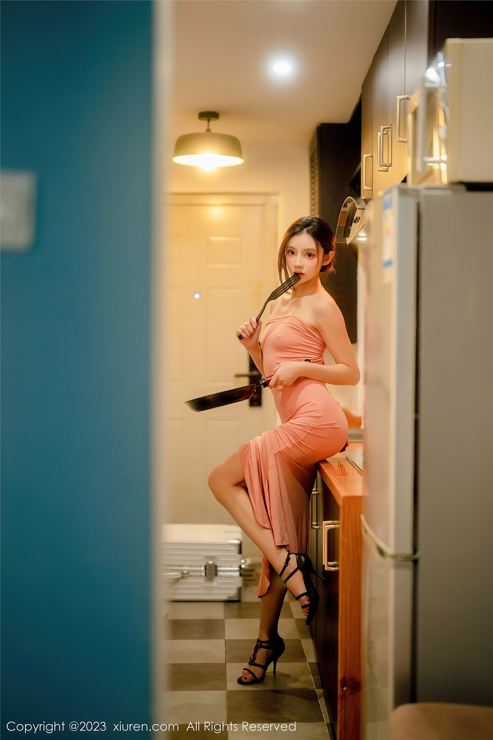 [秀人XIUREN] 2023.03.20 No.6437 加朵babe - 精品写真图集