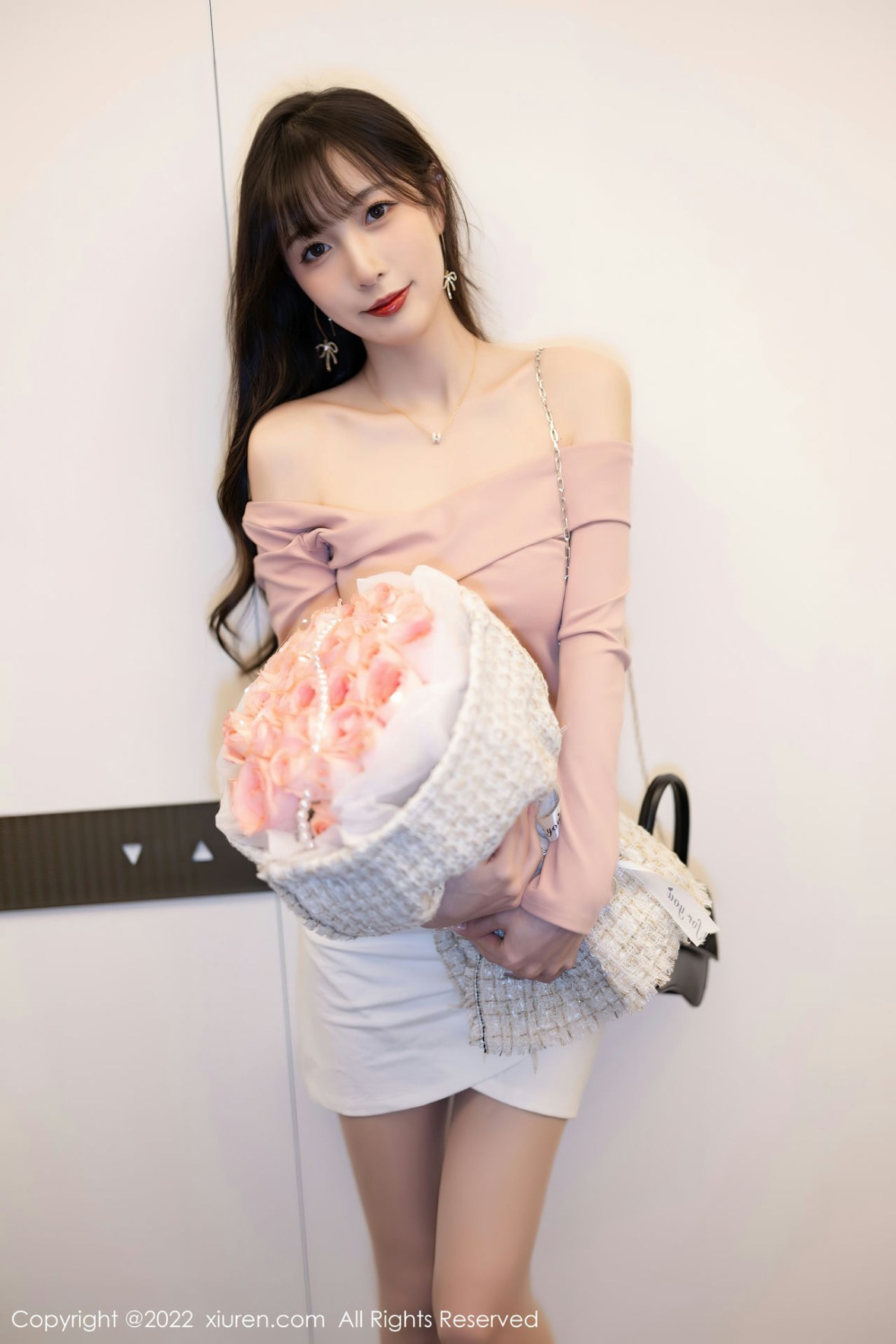 XiuRen 秀人 No.5934 林星阑 粉白色蕾丝内衣性感写真 - 尤物秀专注美女套图分享！